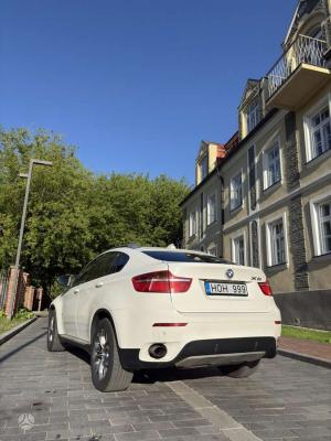 White BMW X6 2009 in Marijampole, with an engine capacity of 2.99 L and mileage of 330 thousand km for 11900 €, photo 12 on AUTOMOTO.COM.LV