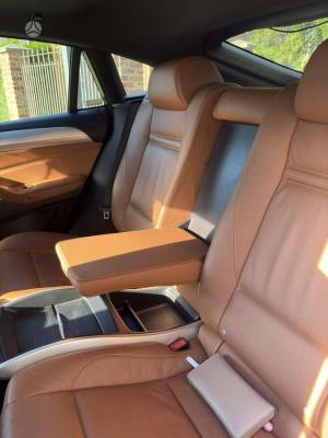 White BMW X6 2009 in Marijampole, with an engine capacity of 2.99 L and mileage of 330 thousand km for 11900 €, photo 21 on AUTOMOTO.COM.LV