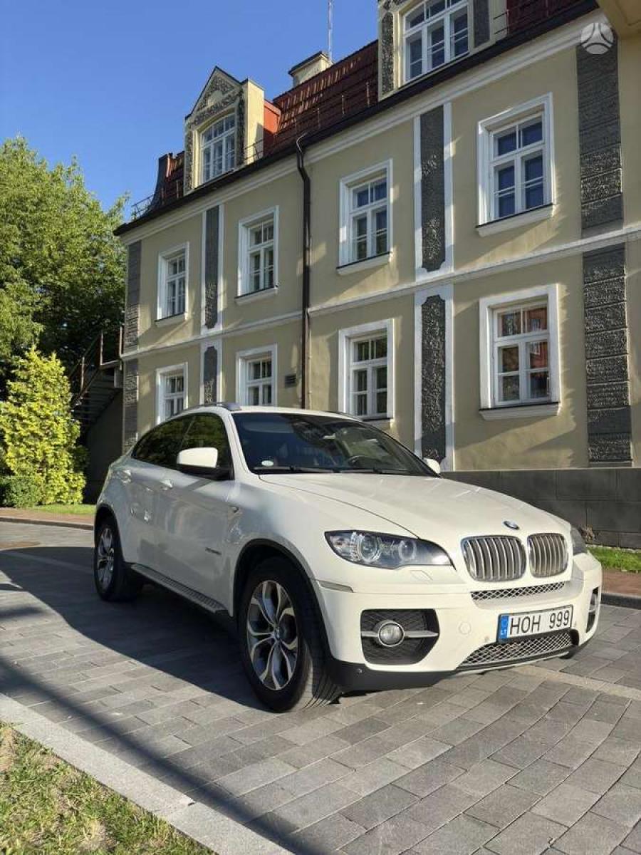 White BMW X6 2009 in Marijampole, with an engine capacity of 2.99 L and mileage of 330 thousand km for 11900 €, photo 28 on AUTOMOTO.COM.LV