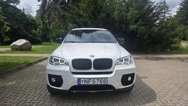 Balts BMW X6 2009 Kėdainiai, ar dzinēja tilpumu 4.40 L un nobraukumu 183 tūkst. km par 13333 €, foto 2 vietnē AUTOMOTO.COM.LV