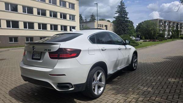 Balts BMW X6 2009 Kėdainiai, ar dzinēja tilpumu 4.40 L un nobraukumu 183 tūkst. km par 13333 €, foto 10 vietnē AUTOMOTO.COM.LV