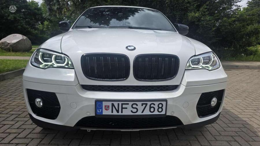 White BMW X6 2009 in Kedainiai, with an engine capacity of 4.40 L and mileage of 183 thousand km for 13333 €, photo 21 on AUTOMOTO.COM.LV