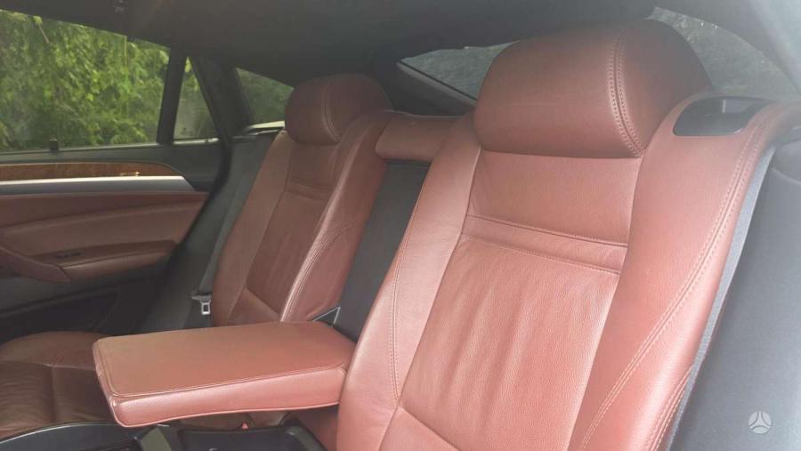 White BMW X6 2009 in Kedainiai, with an engine capacity of 4.40 L and mileage of 183 thousand km for 13333 €, photo 27 on AUTOMOTO.COM.LV
