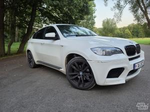 White BMW X6 2009 in Silute, with an engine capacity of 3.00 L and mileage of 390 thousand km for 9200 €, photo 4 on AUTOMOTO.COM.LV