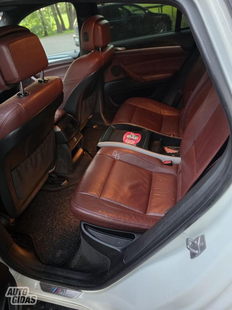 White BMW X6 2009 in Silute, with an engine capacity of 3.00 L and mileage of 390 thousand km for 9200 €, photo 9 on AUTOMOTO.COM.LV