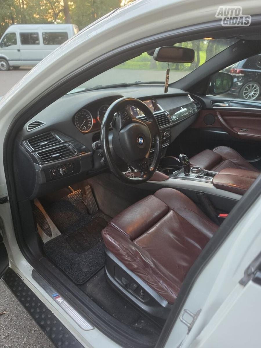 White BMW X6 2009 in Silute, with an engine capacity of 3.00 L and mileage of 390 thousand km for 9200 €, photo 11 on AUTOMOTO.COM.LV