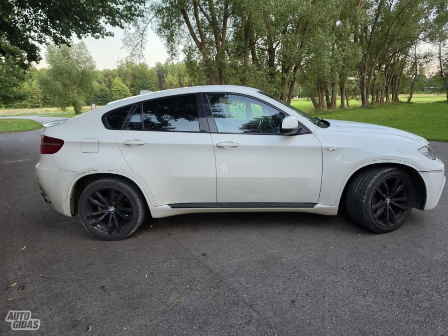 White BMW X6 2009 in Silute, with an engine capacity of 3.00 L and mileage of 390 thousand km for 9100 €, photo 5 on AUTOMOTO.COM.LV