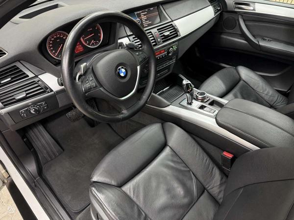 Balts BMW X6 2010 Marijampole, ar dzinēja tilpumu 2.99 L un nobraukumu 286 tūkst. km par 12900 €, foto 2 vietnē AUTOMOTO.COM.LV