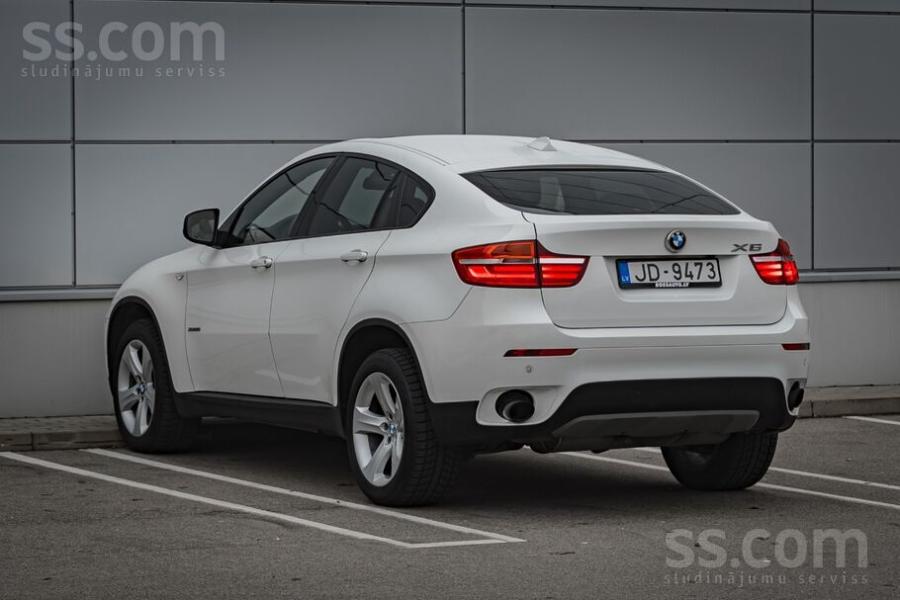 White BMW X6 2010 in Riga, with an engine capacity of 3.00 L and mileage of 239 thousand km for 9990 €, photo 7 on AUTOMOTO.COM.LV
