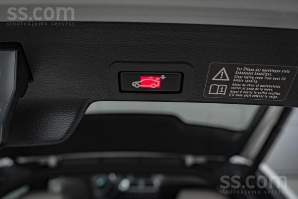 Белый БМВ Х6 2010 в Рига, объемом двигателя 3.00 л и пробегом 239 тыс. км за 9990 €, фото 10 на AUTOMOTO.COM.LV