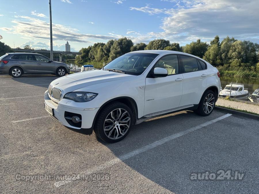 White BMW X6 2010 in Tallinn, with an engine capacity of 3.00 L and mileage of 369 thousand km for 14500 €, photo 1 on AUTOMOTO.COM.LV