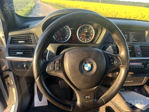 White BMW X6 2010 in Bauska, with an engine capacity of 4.40 L and mileage of 206 thousand km for 20000 €, photo 6 on AUTOMOTO.COM.LV