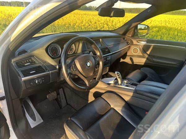 Balts BMW X6 2010 Bauska, ar dzinēja tilpumu 4.40 L un nobraukumu 206 tūkst. km par 20000 €, foto 5 vietnē AUTOMOTO.COM.LV