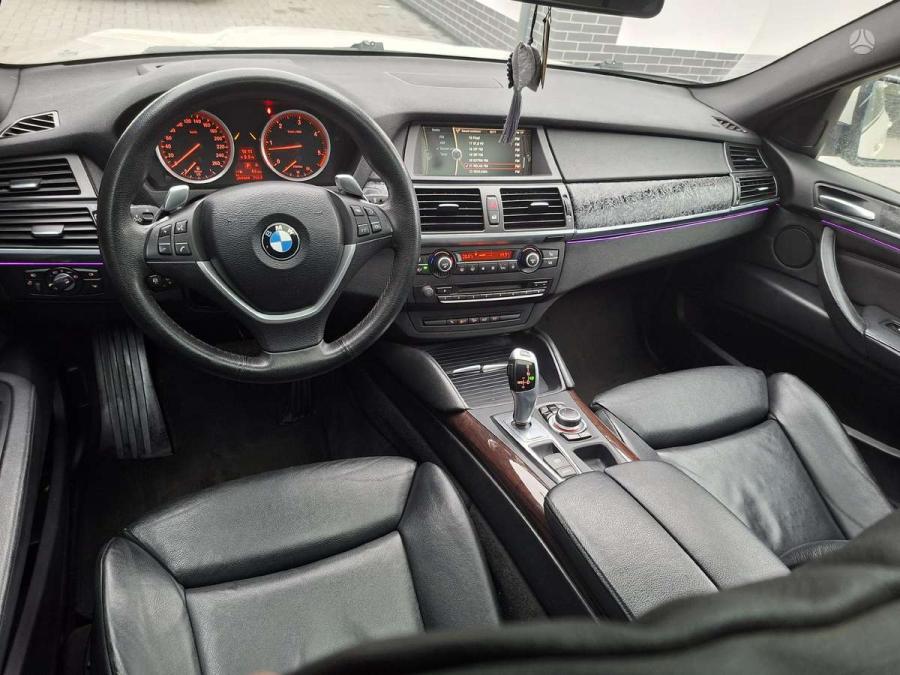 Balts BMW X6 2011 Klaipėda, ar dzinēja tilpumu 3.00 L un nobraukumu 266 tūkst. km par 11600 €, foto 28 vietnē AUTOMOTO.COM.LV