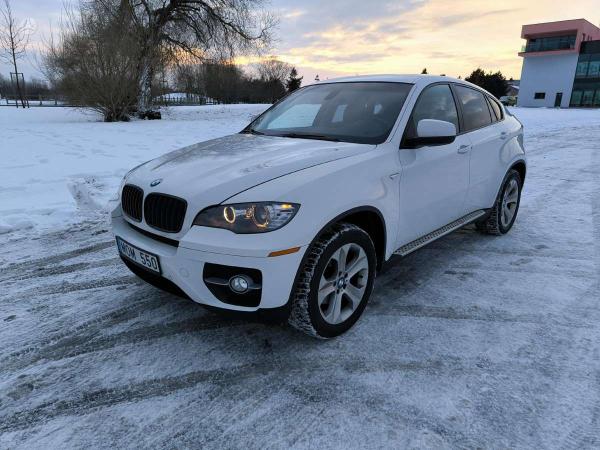 White BMW X6 2011 in Panevezys, with an engine capacity of 2.98 L and mileage of 260 thousand km for 12212 €, photo 7 on AUTOMOTO.COM.LV