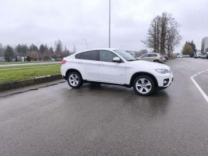 White BMW X6 2011 in Panevezys, with an engine capacity of 2.99 L and mileage of 244 thousand km for 11600 €, photo 5 on AUTOMOTO.COM.LV