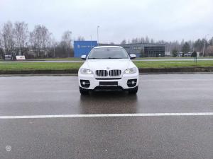 White BMW X6 2011 in Panevezys, with an engine capacity of 2.99 L and mileage of 244 thousand km for 11600 €, photo 11 on AUTOMOTO.COM.LV
