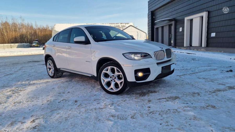 White BMW X6 2011 in Kaunas, with an engine capacity of 2.99 L and mileage of 324 thousand km for 13999 €, photo 1 on AUTOMOTO.COM.LV