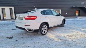 White BMW X6 2011 in Kaunas, with an engine capacity of 2.99 L and mileage of 324 thousand km for 13999 €, photo 2 on AUTOMOTO.COM.LV