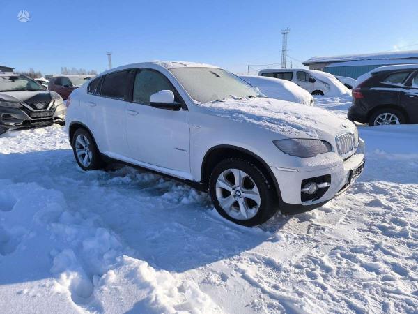 Balts BMW X6 2011 Panevēža, ar dzinēja tilpumu 3.00 L un nobraukumu 244 tūkst. km par 11600 €, foto 1 vietnē AUTOMOTO.COM.LV