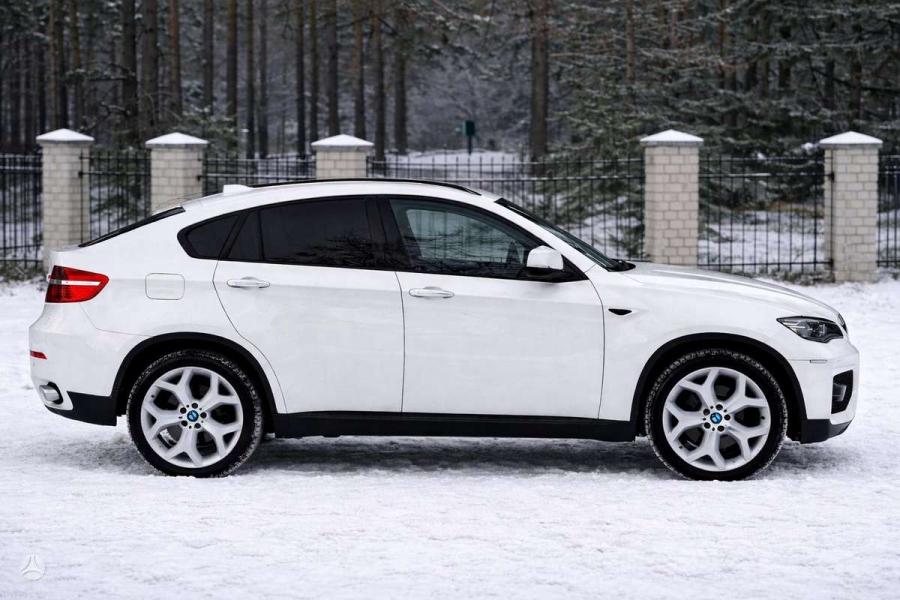 White BMW X6 2011 in Vilnius, with an engine capacity of 2.99 L and mileage of 277 thousand km for 12500 €, photo 5 on AUTOMOTO.COM.LV