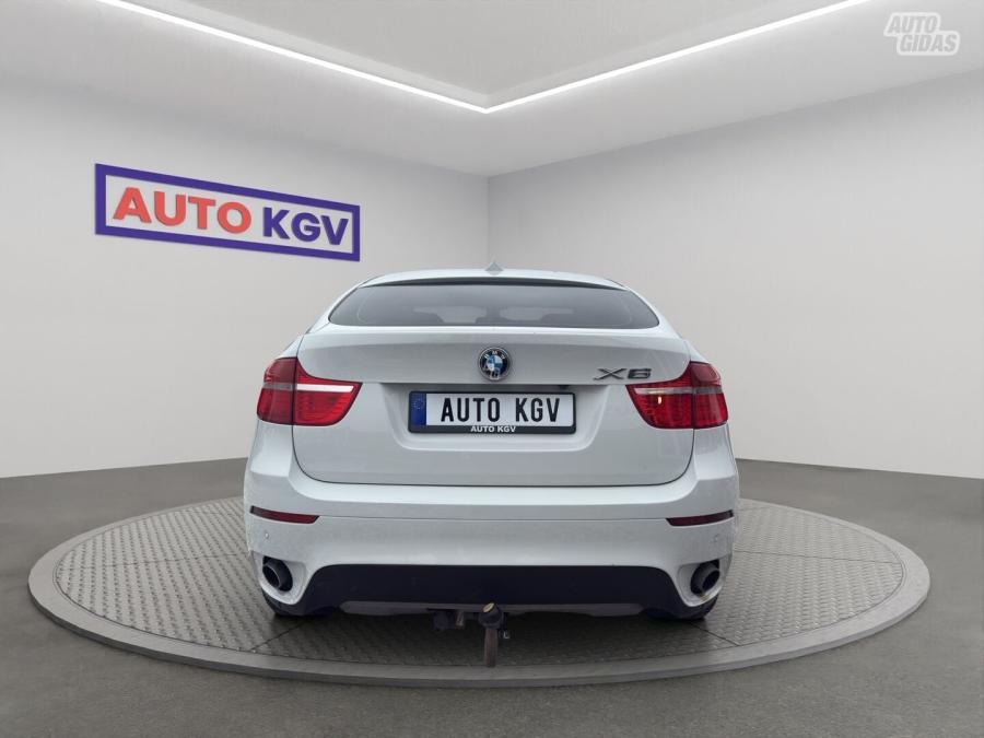 Balts BMW X6 2011 Kauņa, ar dzinēja tilpumu 3.00 L un nobraukumu 277 tūkst. km par 10999 €, foto 4 vietnē AUTOMOTO.COM.LV