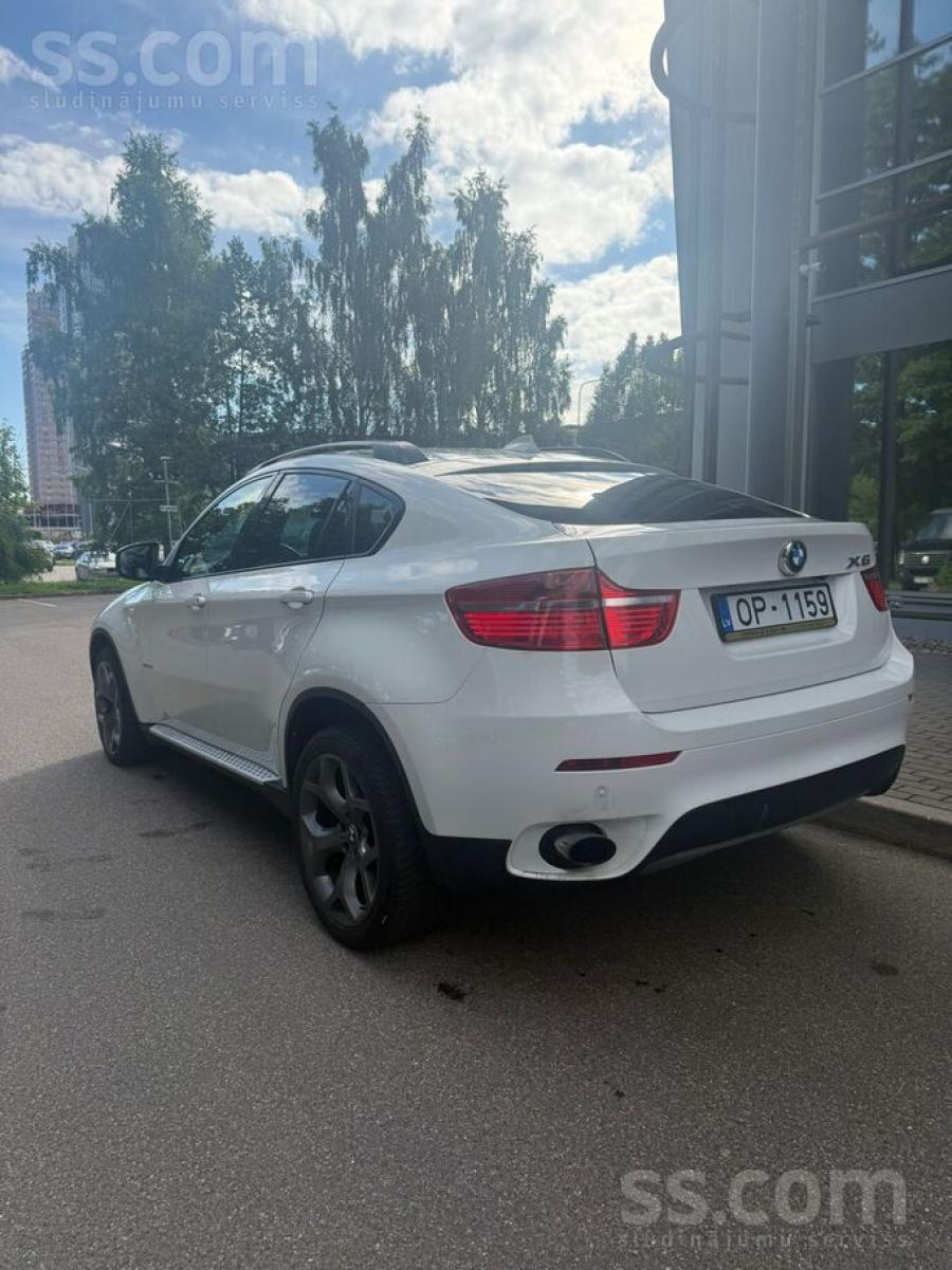 Balts BMW X6 2011 Rīga, ar dzinēja tilpumu 3.00 L un nobraukumu 0 tūkst. km par 10500 €, foto 5 vietnē AUTOMOTO.COM.LV