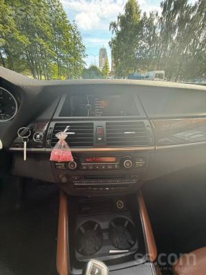 Balts BMW X6 2011 Rīga, ar dzinēja tilpumu 3.00 L un nobraukumu 0 tūkst. km par 10500 €, foto 16 vietnē AUTOMOTO.COM.LV