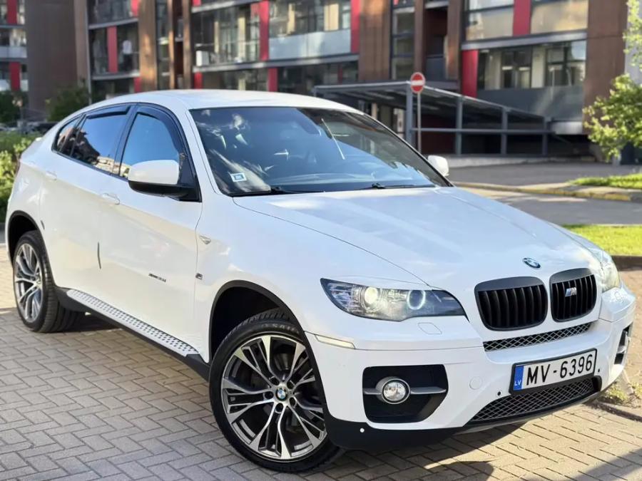 White BMW X6 2011 in Riga, with an engine capacity of 3.00 L and mileage of 235 thousand km for 11990 €, photo 1 on AUTOMOTO.COM.LV