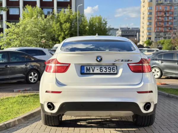 White BMW X6 2011 in Riga, with an engine capacity of 3.00 L and mileage of 235 thousand km for 11990 €, photo 3 on AUTOMOTO.COM.LV