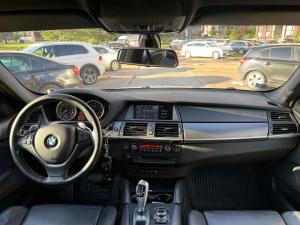 White BMW X6 2011 in Riga, with an engine capacity of 3.00 L and mileage of 235 thousand km for 11990 €, photo 10 on AUTOMOTO.COM.LV