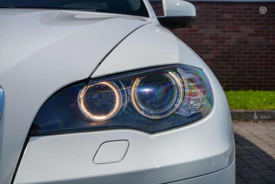 White BMW X6 2011 in Marijampole, with an engine capacity of 2.99 L and mileage of 283 thousand km for 11950 €, photo 7 on AUTOMOTO.COM.LV