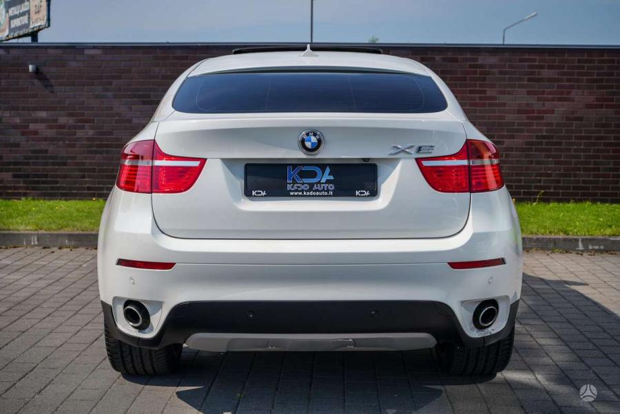 White BMW X6 2011 in Marijampole, with an engine capacity of 2.99 L and mileage of 283 thousand km for 11950 €, photo 11 on AUTOMOTO.COM.LV