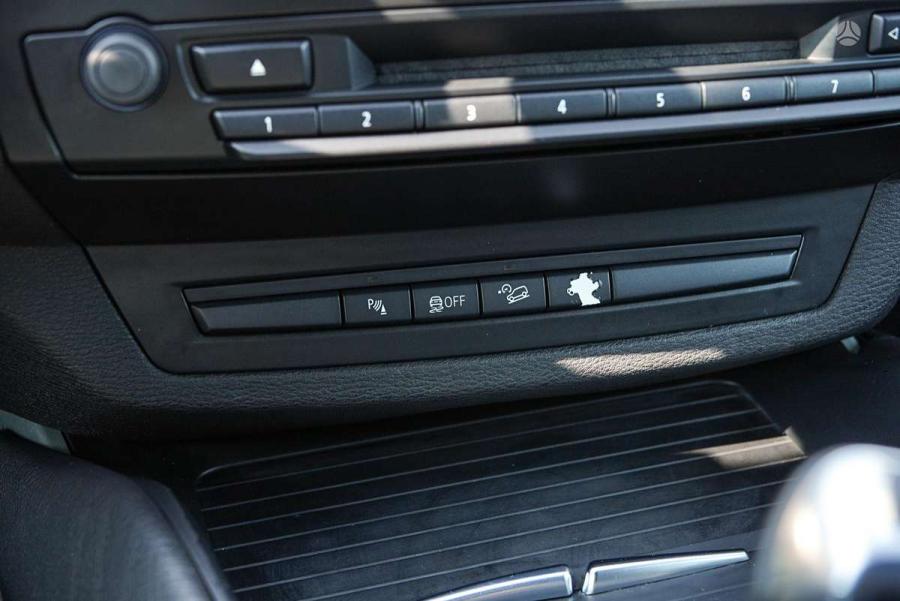 White BMW X6 2011 in Marijampole, with an engine capacity of 2.99 L and mileage of 283 thousand km for 11950 €, photo 23 on AUTOMOTO.COM.LV