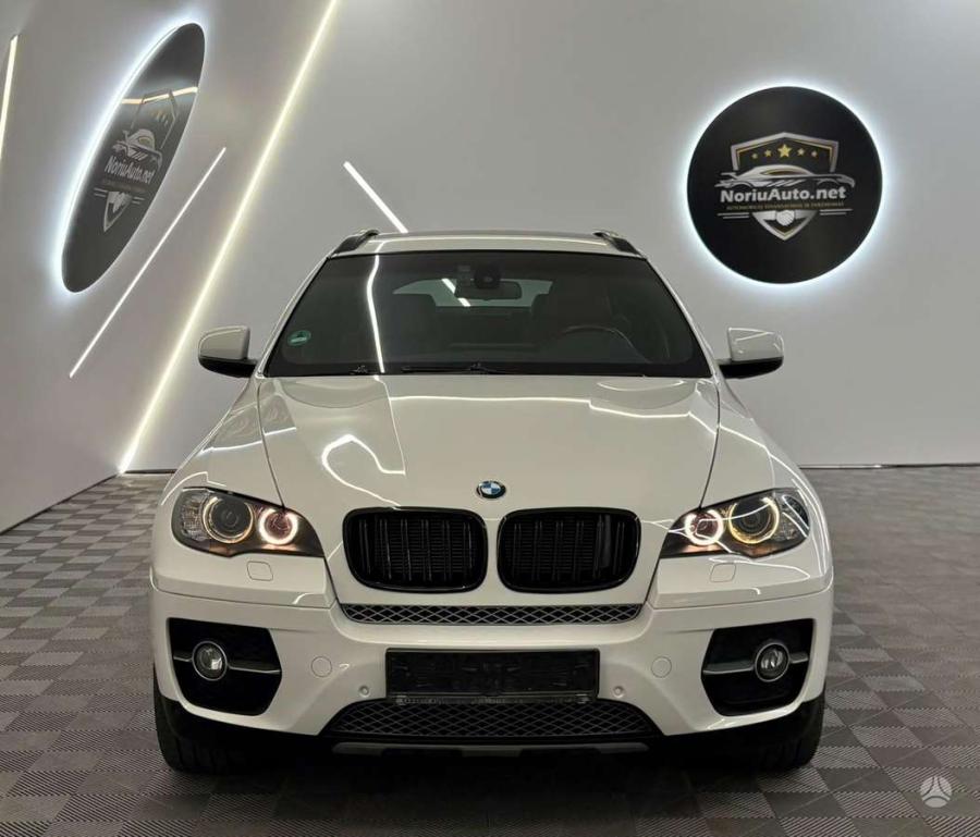 White BMW X6 2011 in Marijampole, with an engine capacity of 2.99 L and mileage of 271 thousand km for 12450 €, photo 8 on AUTOMOTO.COM.LV