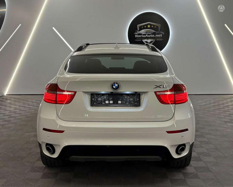 White BMW X6 2011 in Marijampole, with an engine capacity of 2.99 L and mileage of 271 thousand km for 12450 €, photo 32 on AUTOMOTO.COM.LV