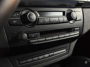 Белый БМВ Х6 2011 в Вильнюс, объемом двигателя 2.99 л и пробегом 228 тыс. км за 11600 €, фото 50 на AUTOMOTO.COM.LV