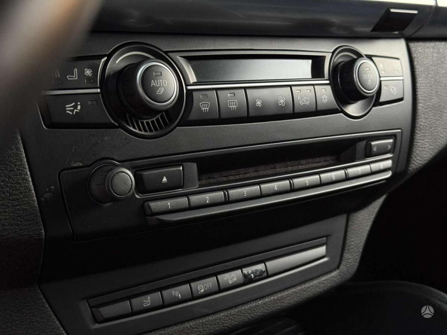 Белый БМВ Х6 2011 в Вильнюс, объемом двигателя 2.99 л и пробегом 228 тыс. км за 11600 €, фото 50 на AUTOMOTO.COM.LV