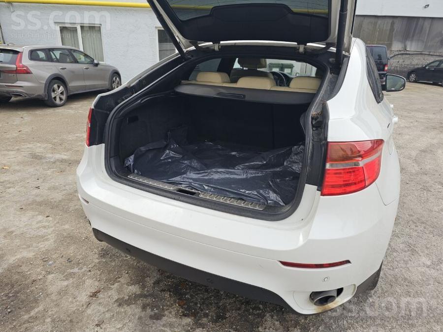 Balts BMW X6 2011 Rīga, ar dzinēja tilpumu 3.00 L un nobraukumu 242 tūkst. km par 12000 €, foto 6 vietnē AUTOMOTO.COM.LV