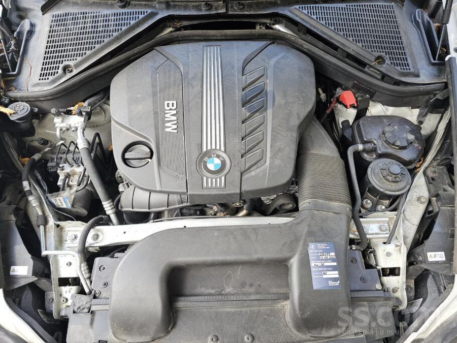 Balts BMW X6 2011 Rīga, ar dzinēja tilpumu 3.00 L un nobraukumu 242 tūkst. km par 12000 €, foto 10 vietnē AUTOMOTO.COM.LV