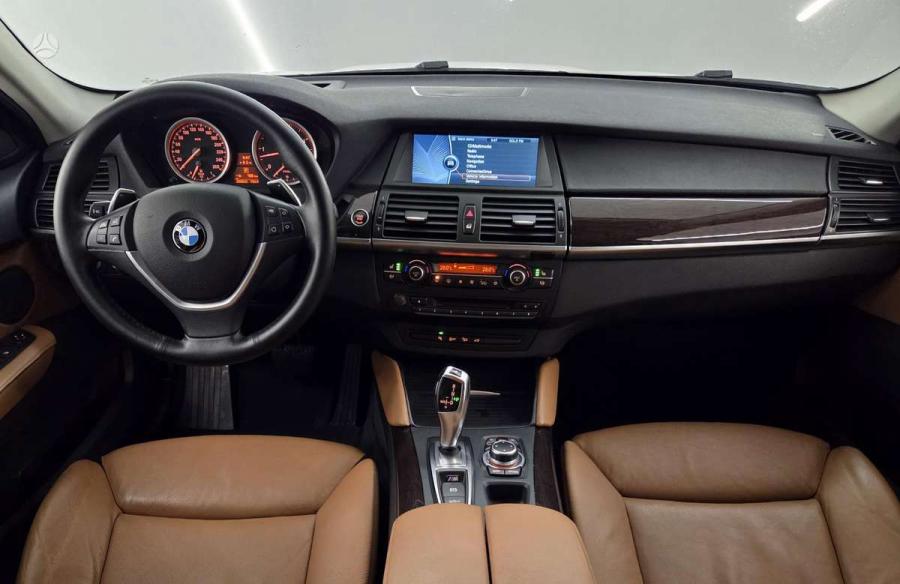Balts BMW X6 2012 Marijampole, ar dzinēja tilpumu 2.99 L un nobraukumu 299 tūkst. km par 14750 €, foto 7 vietnē AUTOMOTO.COM.LV