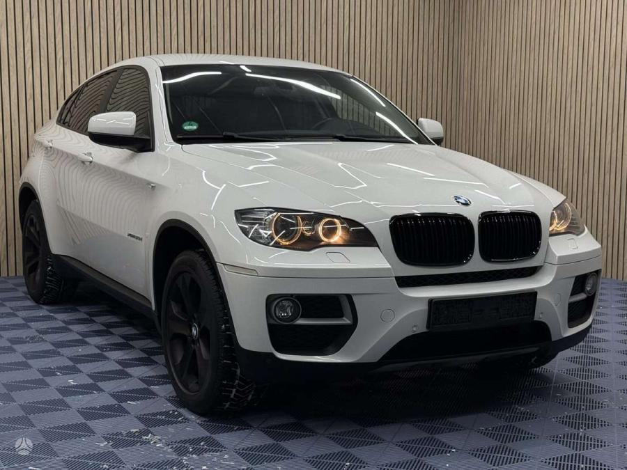 White BMW X6 2012 in Marijampole, with an engine capacity of 2.99 L and mileage of 309 thousand km for 12300 €, photo 1 on AUTOMOTO.COM.LV