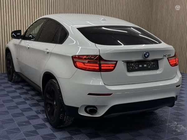 White BMW X6 2012 in Marijampole, with an engine capacity of 2.99 L and mileage of 309 thousand km for 12300 €, photo 10 on AUTOMOTO.COM.LV