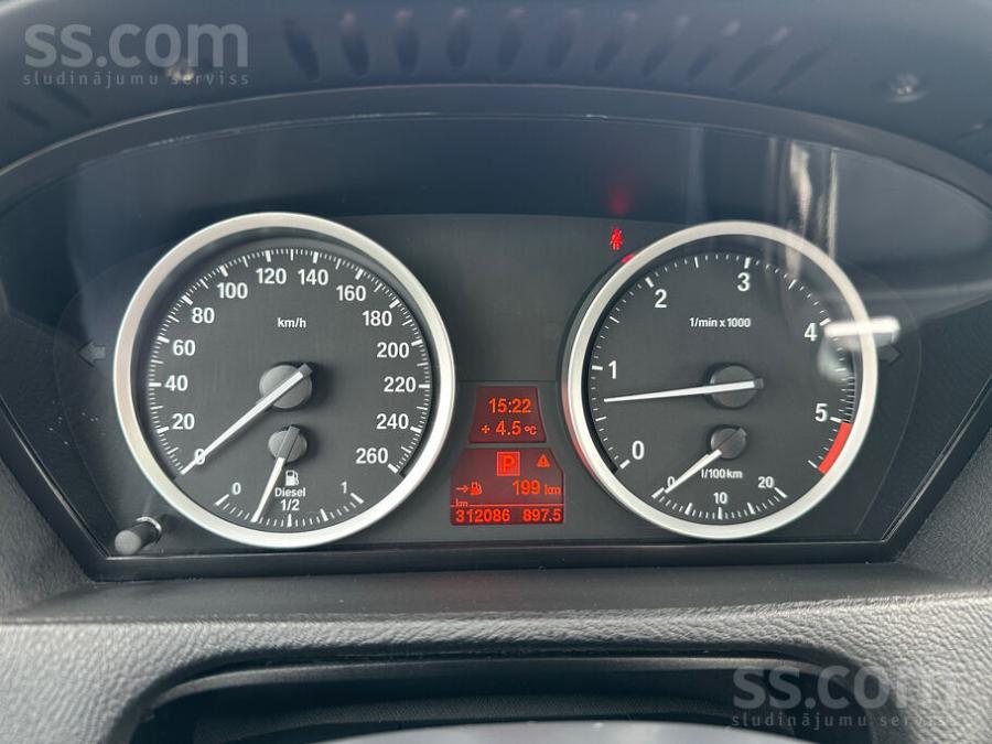 Balts BMW X6 2012 Liepāja, ar dzinēja tilpumu 3.00 L un nobraukumu 312 tūkst. km par 11900 €, foto 14 vietnē AUTOMOTO.COM.LV