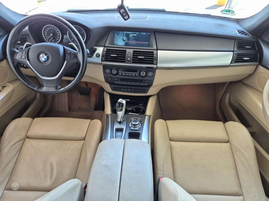 White BMW X6 2012 in Vilnius, with an engine capacity of 2.99 L and mileage of 167 thousand km for 13950 €, photo 6 on AUTOMOTO.COM.LV