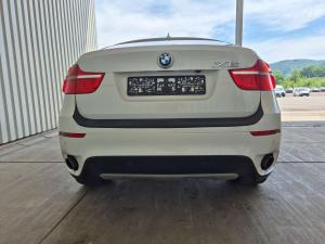 White BMW X6 2012 in Vilnius, with an engine capacity of 2.99 L and mileage of 167 thousand km for 13950 €, photo 12 on AUTOMOTO.COM.LV