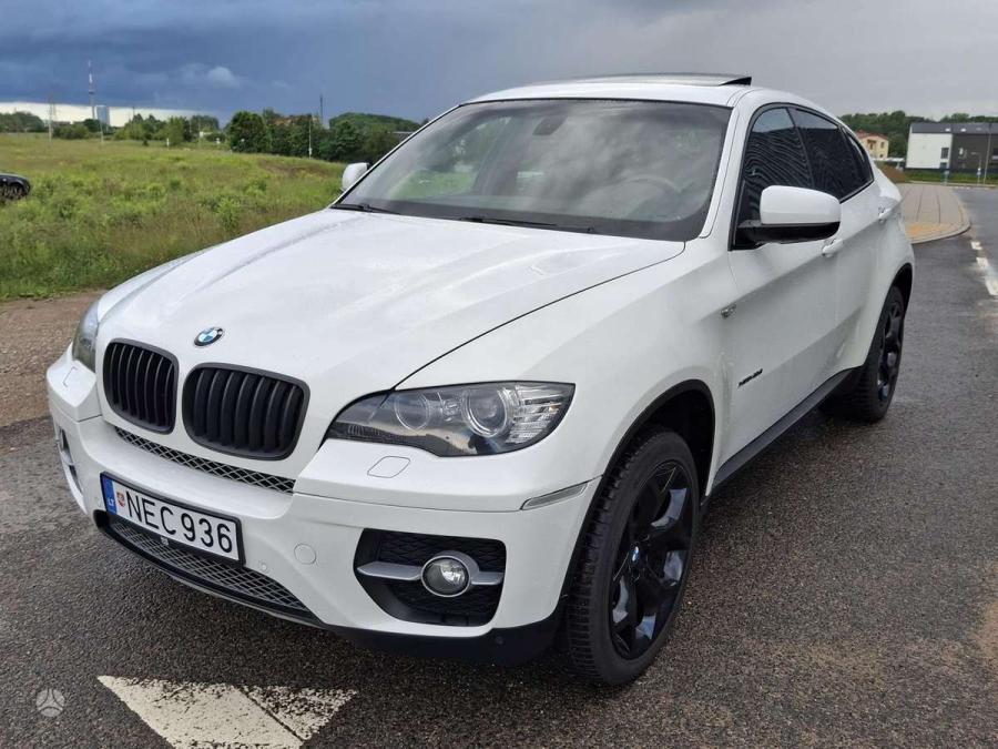 Balts BMW X6 2012 Viļņa, ar dzinēja tilpumu 2.99 L un nobraukumu 277 tūkst. km par 14100 €, foto 3 vietnē AUTOMOTO.COM.LV