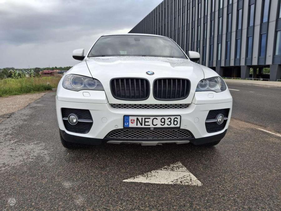 Balts BMW X6 2012 Viļņa, ar dzinēja tilpumu 2.99 L un nobraukumu 277 tūkst. km par 14100 €, foto 7 vietnē AUTOMOTO.COM.LV