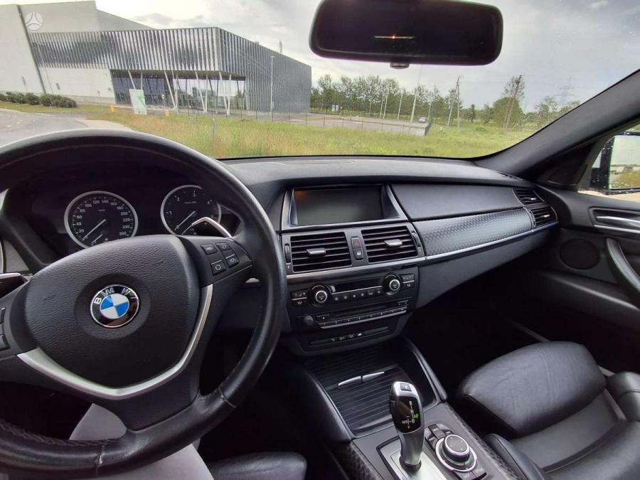 Balts BMW X6 2012 Viļņa, ar dzinēja tilpumu 2.99 L un nobraukumu 277 tūkst. km par 14100 €, foto 11 vietnē AUTOMOTO.COM.LV