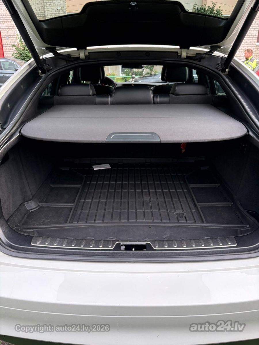 Balts BMW X6 2012 Tallina, ar dzinēja tilpumu 3.00 L un nobraukumu 271 tūkst. km par 15000 €, foto 9 vietnē AUTOMOTO.COM.LV